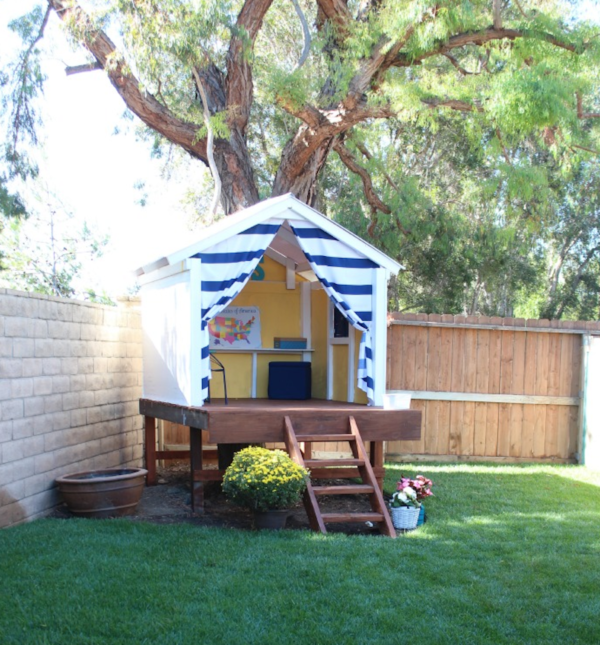 10 Fun Playgrounds and Treehouses For Your Backyard - MunaMommy