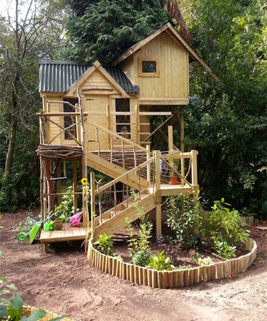 10 Fun Playgrounds and Treehouses For Your Backyard - MunaMommy